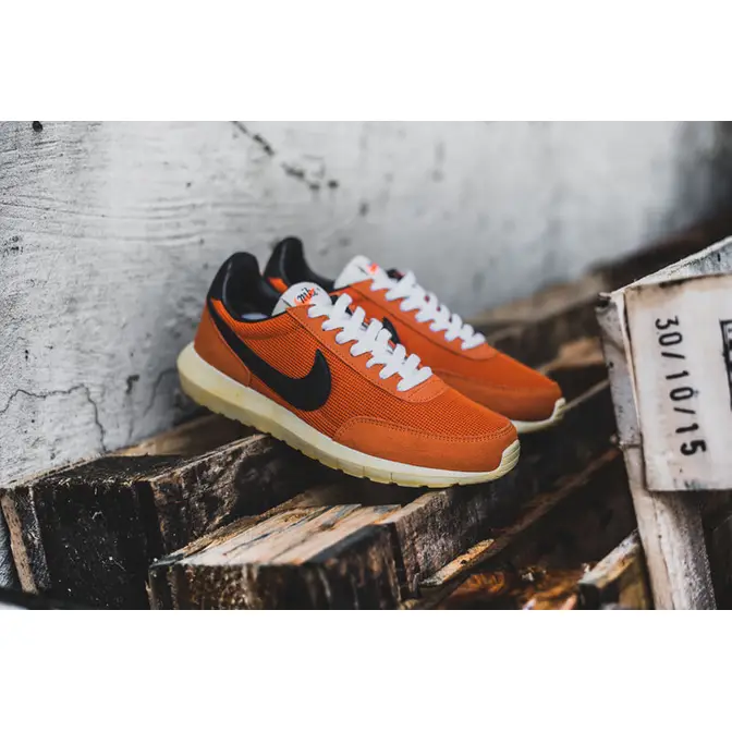 Nike Roshe Daybreak NM Tuscan Rust | Where To Buy | 826666-800 | The ...