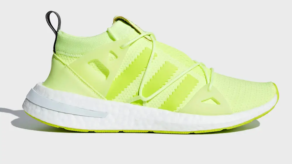 24 Of The Hottest Neon Sneakers Right Now | The Sole Supplier