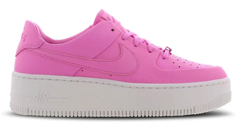 The Ultimate Pink Nike Sneaker Guide | The Sole Supplier