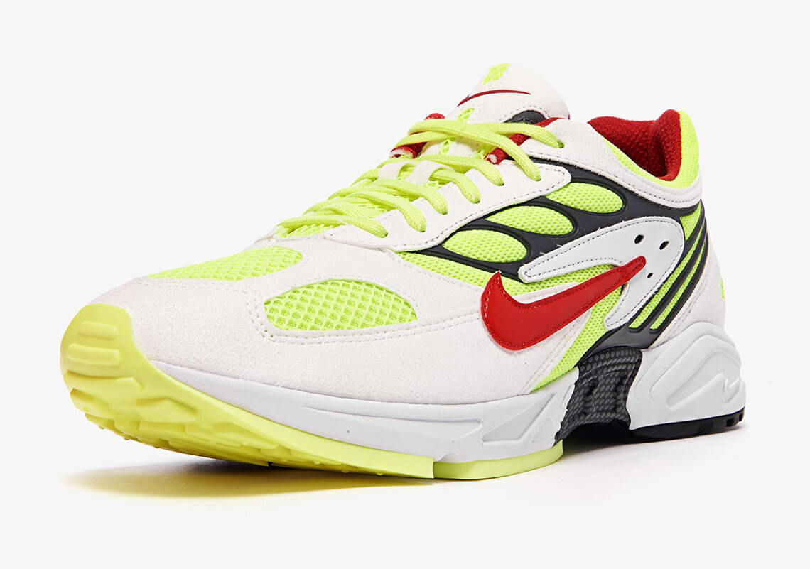 The Nike Air Ghost Racer Is Making It's Triumphant Return
