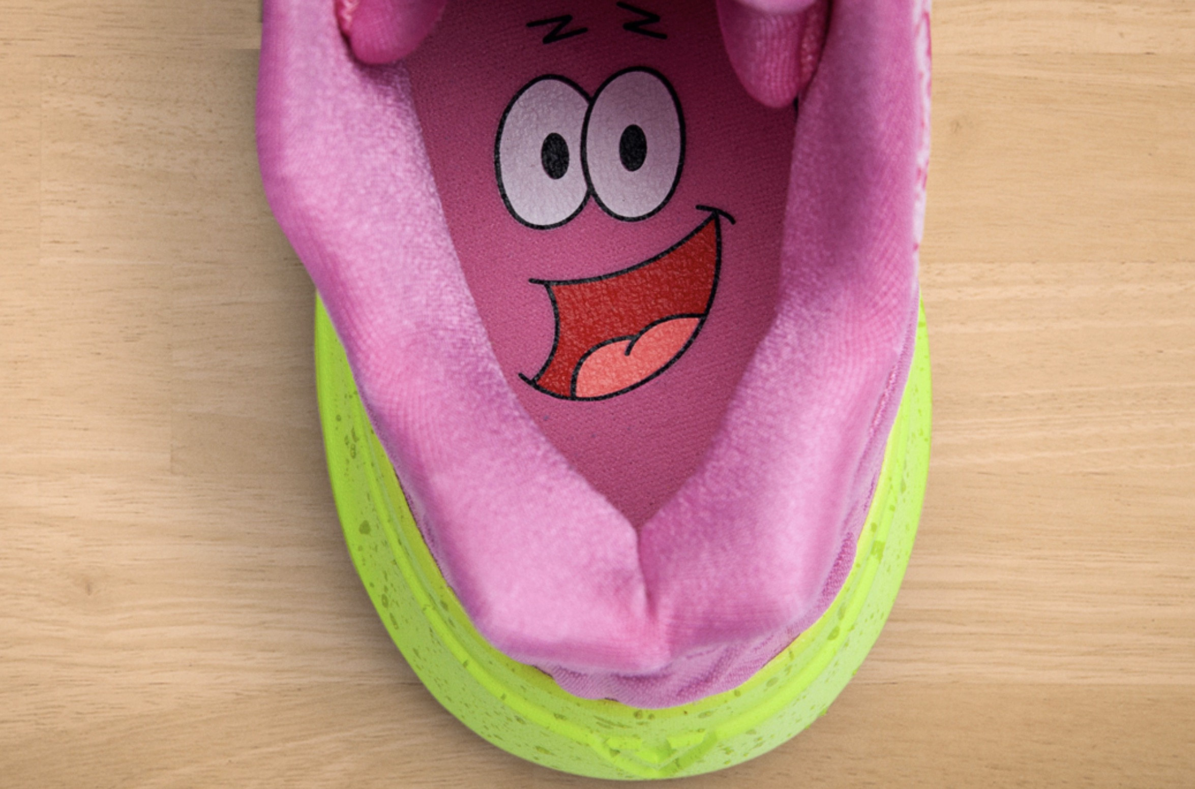 Go Back To Younger Years With This Spongebob Squarepants x Nike Kyrie 5 ...