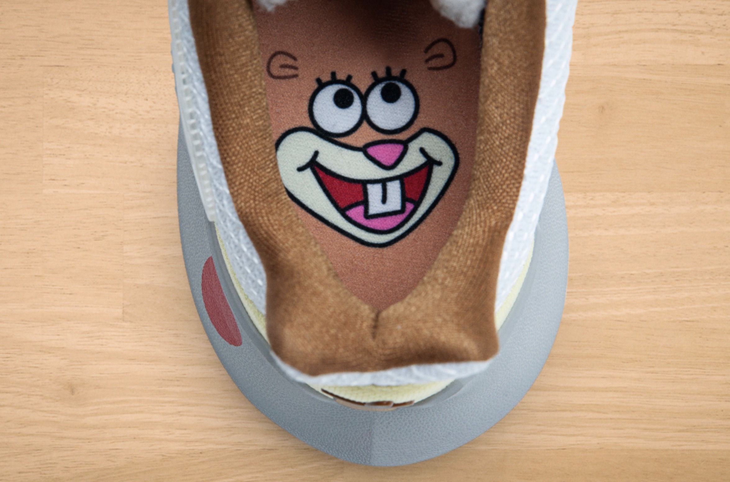 Go Back To Younger Years With This Spongebob Squarepants x Nike Kyrie 5 ...