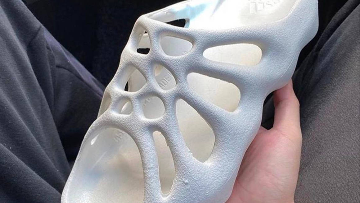 The Unreleased Yeezy 450 Slide is Unlike Anything We've Seen Before ...