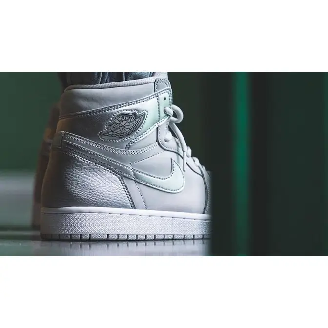Jordan 1 Retro High OG Metallic Silver | Where To Buy | 555088-029 ...