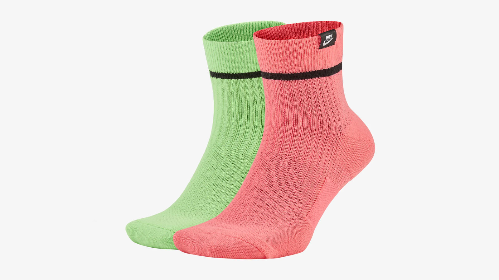 12 Everyday Nike Socks To Wear With Your Fave Sneaks