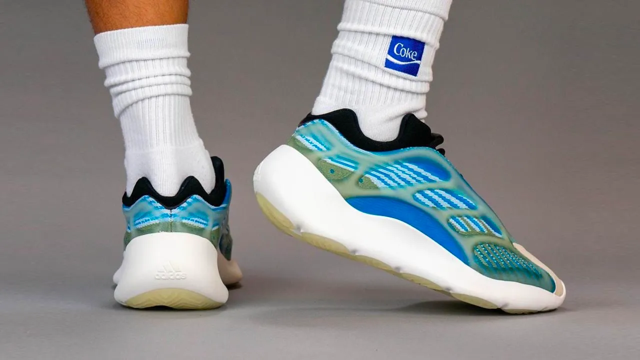 An On-Foot Look at the Yeezy 700 V3 "Arzareth" | The Sole Supplier