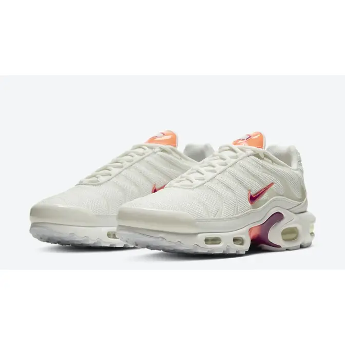 Nike TN Air Max Plus White Crimson | Where To Buy | DH3858-100 | The ...