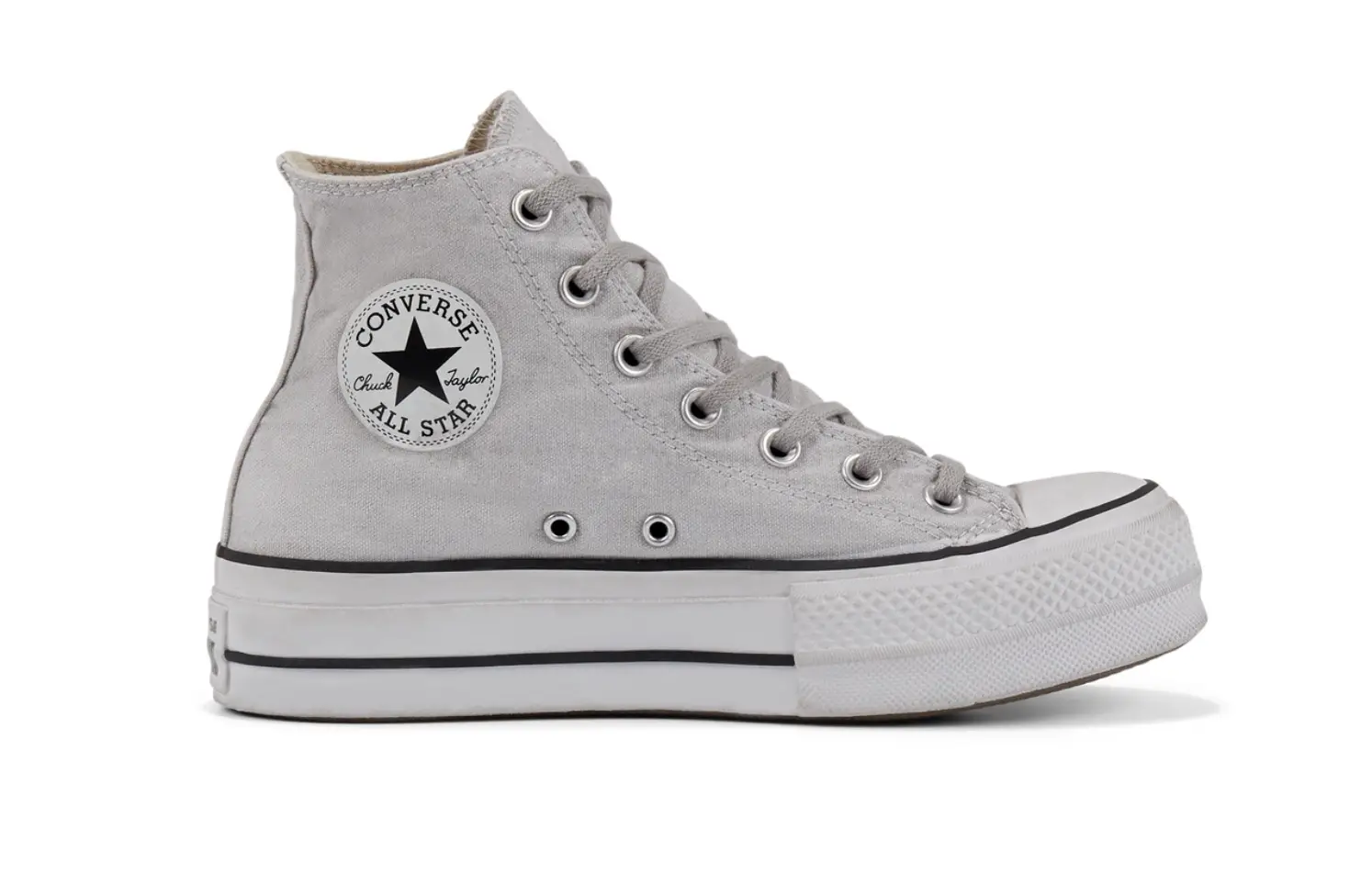 Take 40% Off Your "Fashion Favourites" On Converse For Limited Time ...