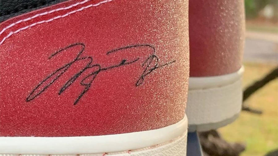 Trophy Room x Jordan 1 Retro High OG Chicago | Where To Buy | DA2728 ...