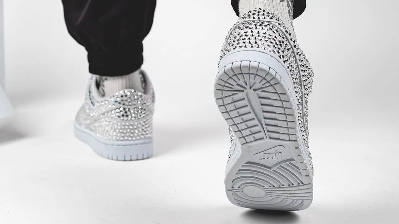 Get Up Close With the Cactus Plant Flea Market x Nike Dunk Low "Pure ...