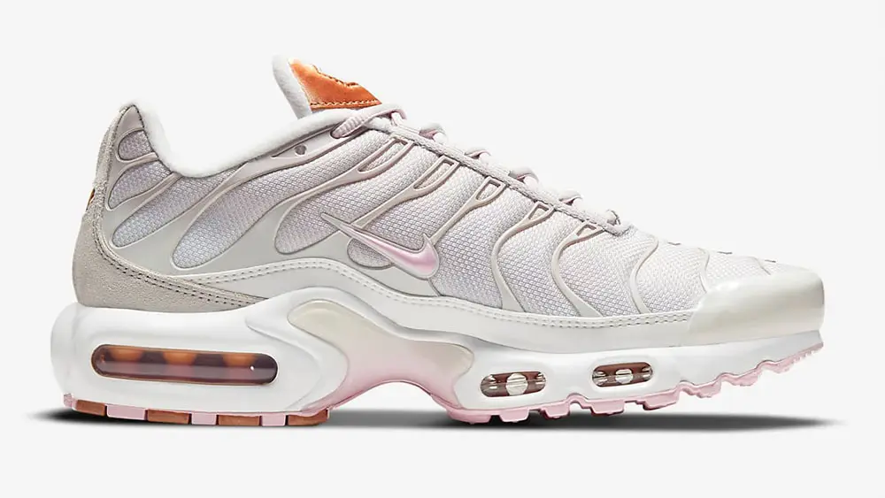 16 Pretty Pink Sneakers To Brighten Up Your Winter Rotation | The Sole ...