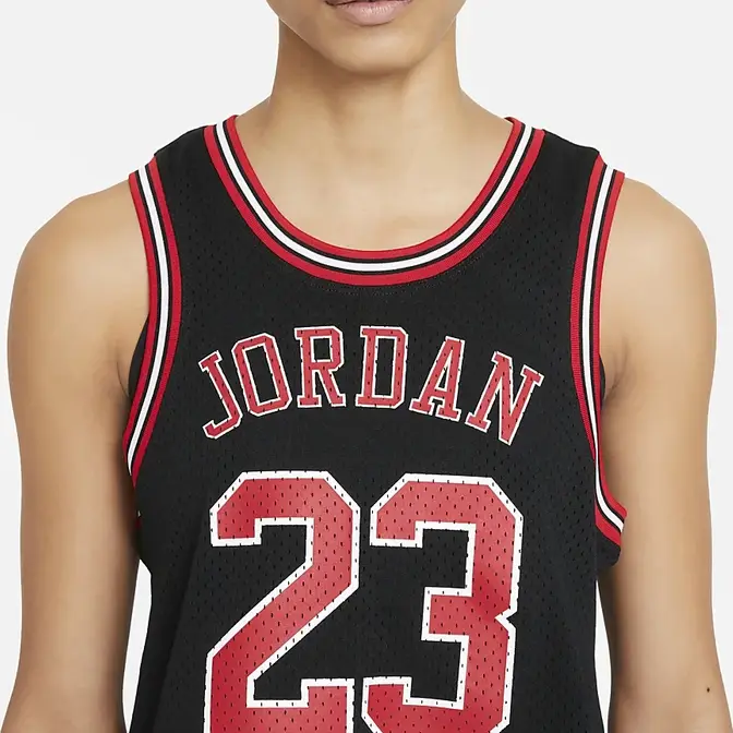 Jordan Essential Top | Where To Buy | DD0285-010 | The Sole Supplier