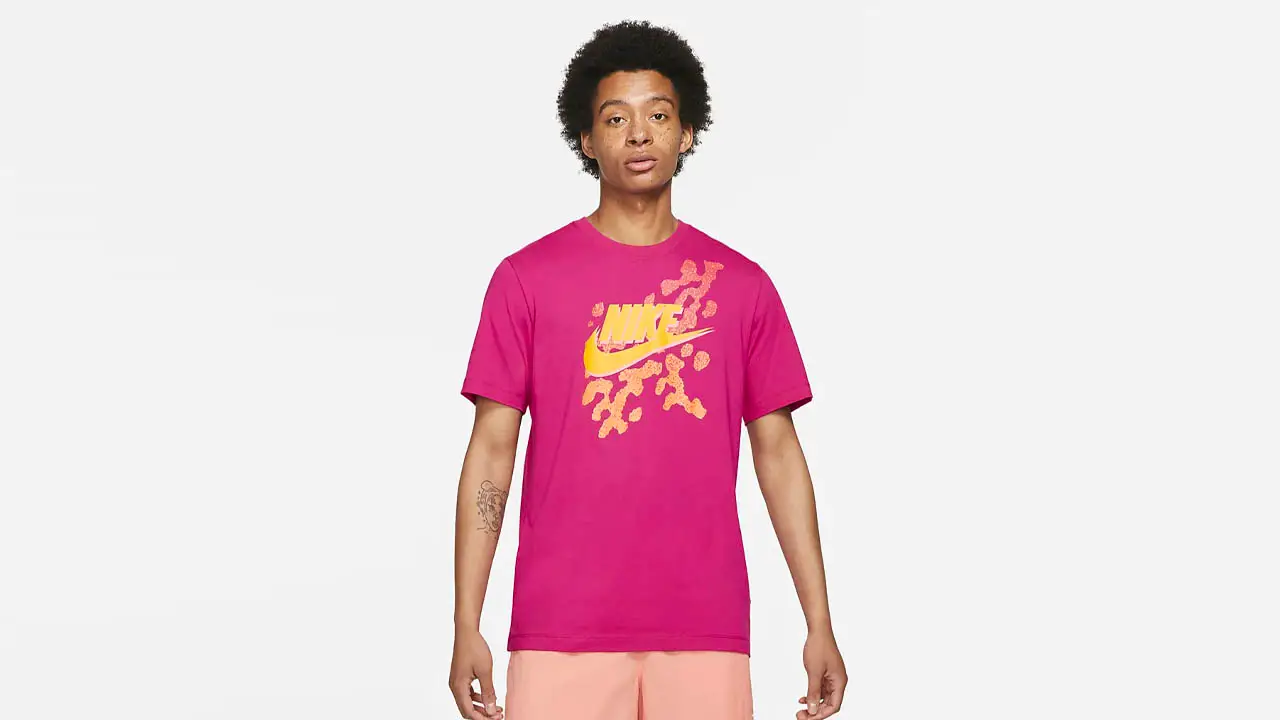 Upgrade Your Graphic T-Shirt Rotation Right Now Using Nike's Mega 20% ...