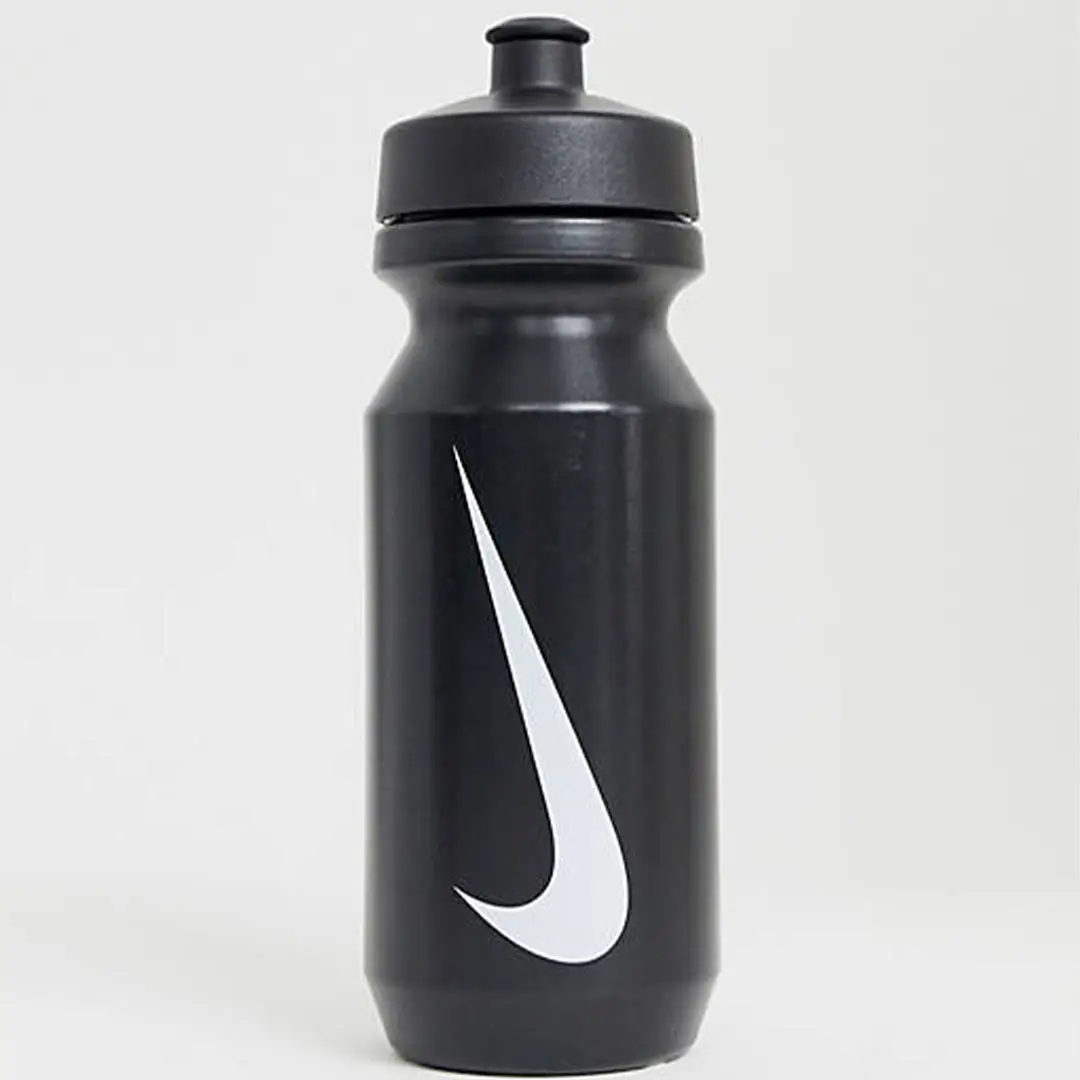 One Sneaker, Five Ways: How To Style Your AF1s