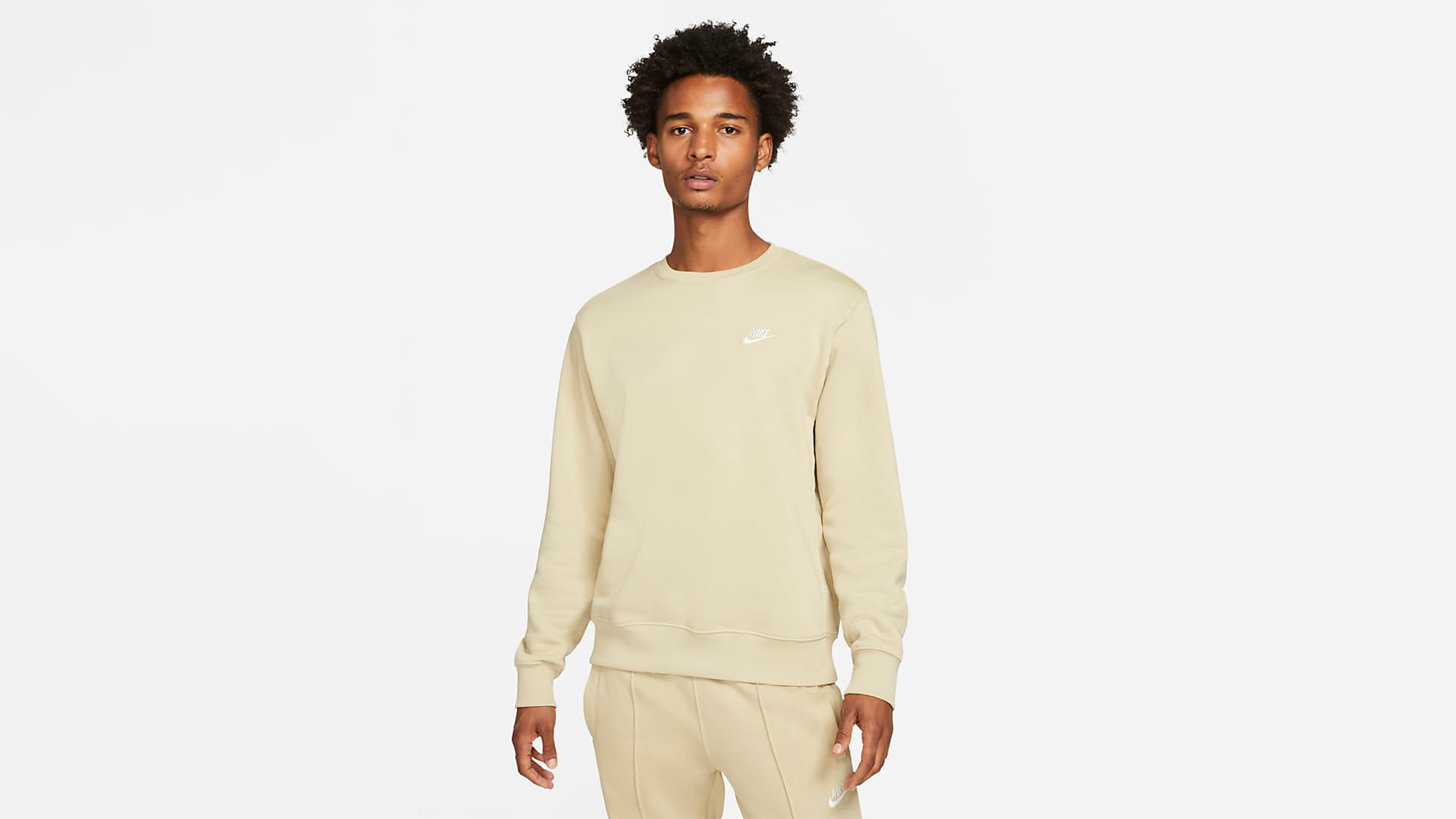 Get Your Summer Wardrobes Ready With These Nike Pastel Pieces