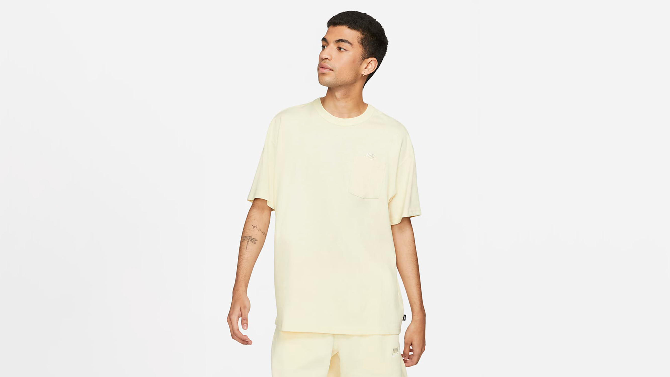 Get Your Summer Wardrobes Ready With These Nike Pastel Pieces