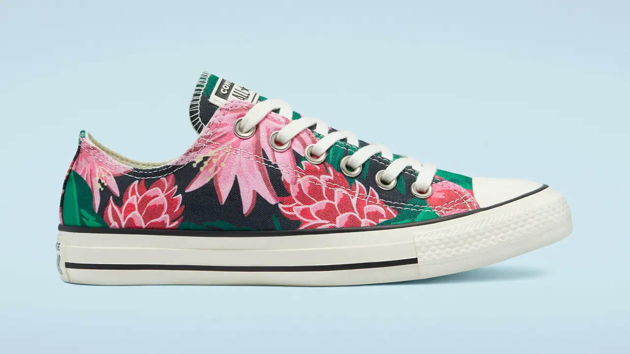 Use This Crazy Code to Take a Whopping 40% Off at Converse Right Now ...