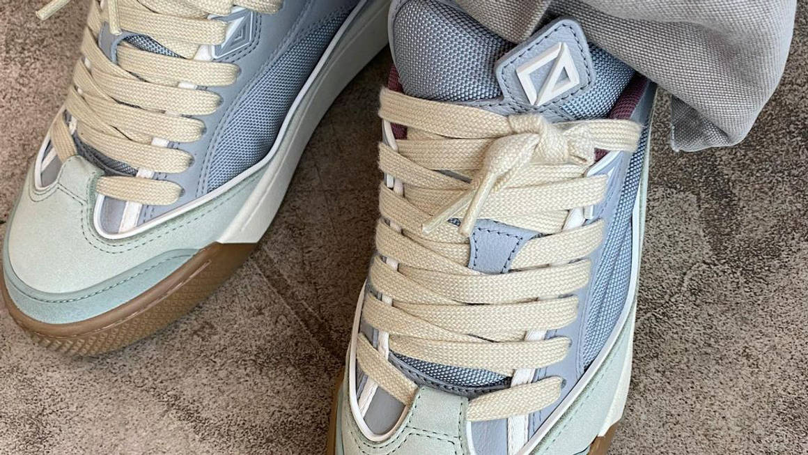 The Travis Scott x Dior B713 Surfaces with a Pleasing Pastel Palette ...