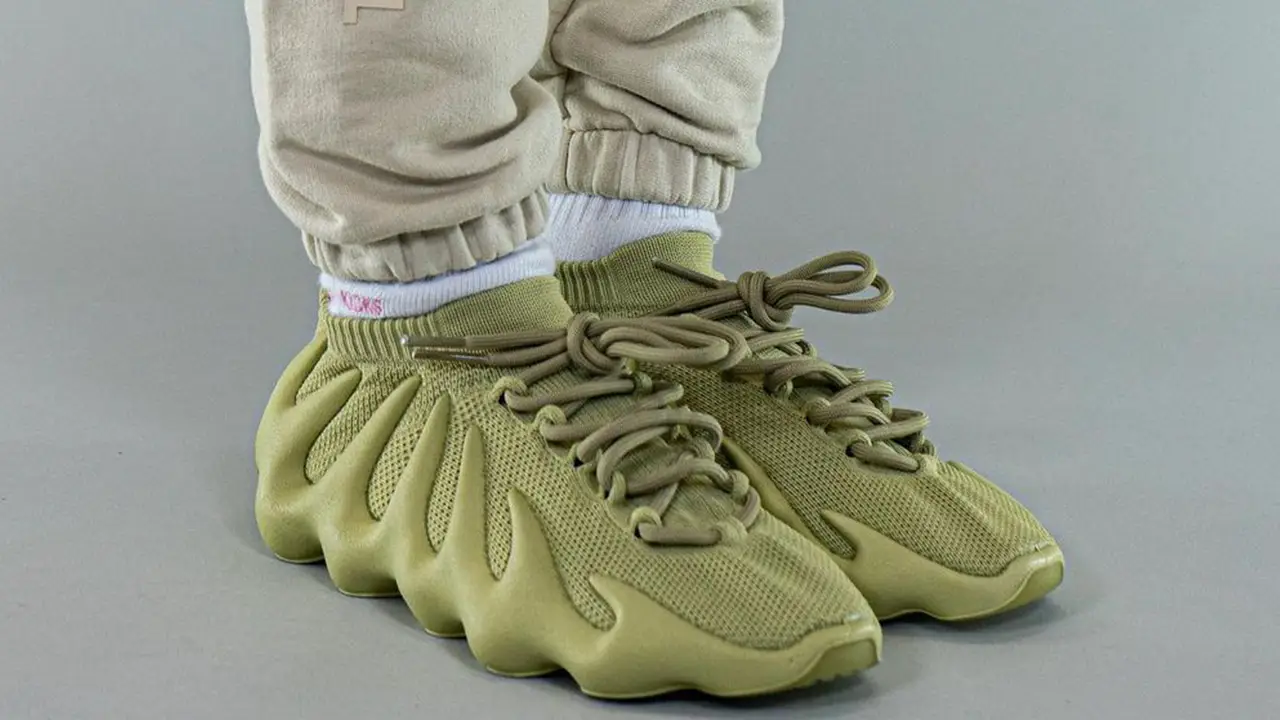 First Look at the Yeezy 450 "Resin" | The Sole Supplier