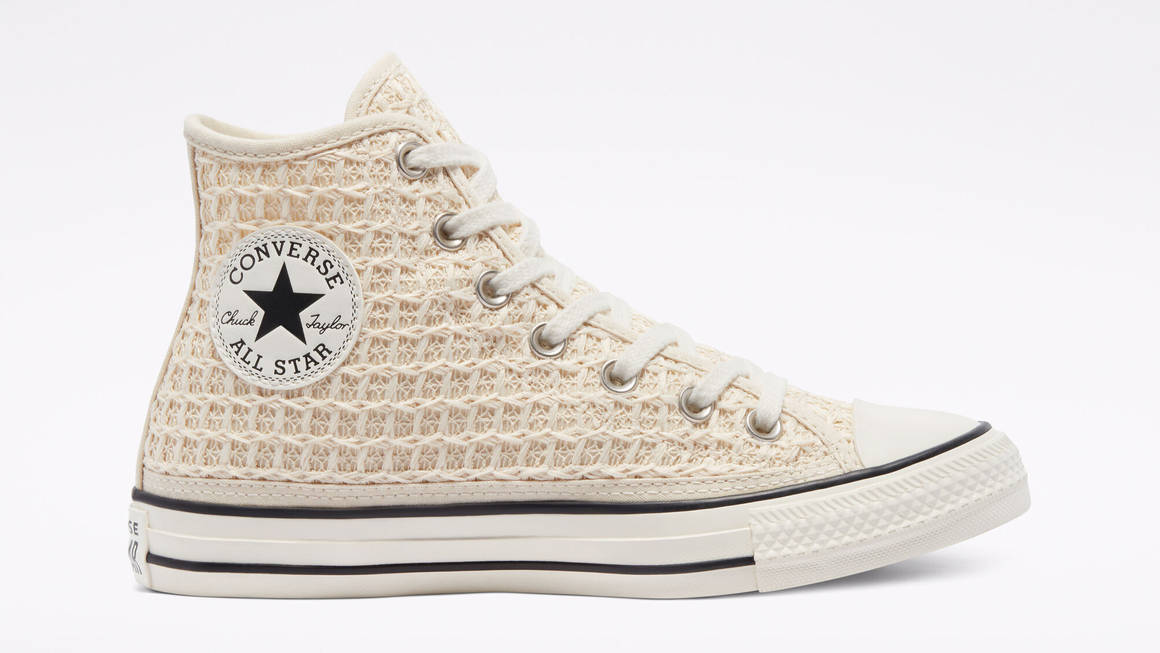 Get a Whopping 50% Off These Converse for a Limited Time Only! | The ...