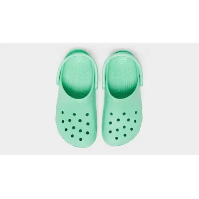 Crocs Classic Clogs Pistachio Green | Where To Buy | 204536-3U3