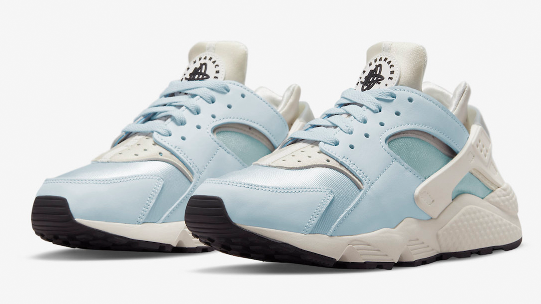 Icy Blue and White Hues Dress the Nike Air Huarache "Blue Bone"