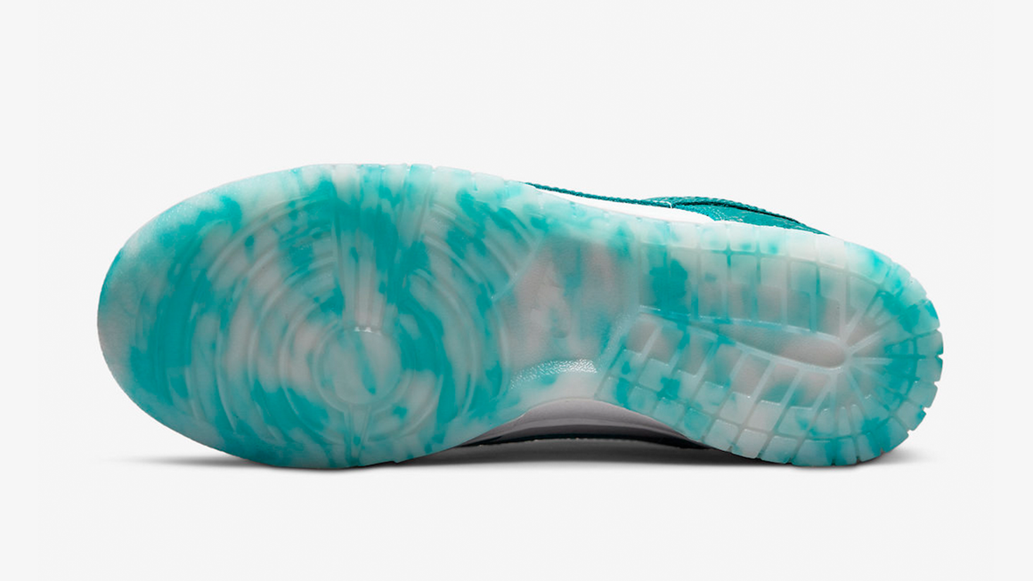 The Wavy Textured Nike Dunk Low "Ocean" Is Dropping Soon | The Sole ...