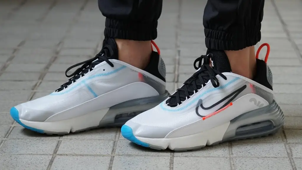 Nike's New In Is Seriously Popping Off With These 7 Fresh Styles | The ...