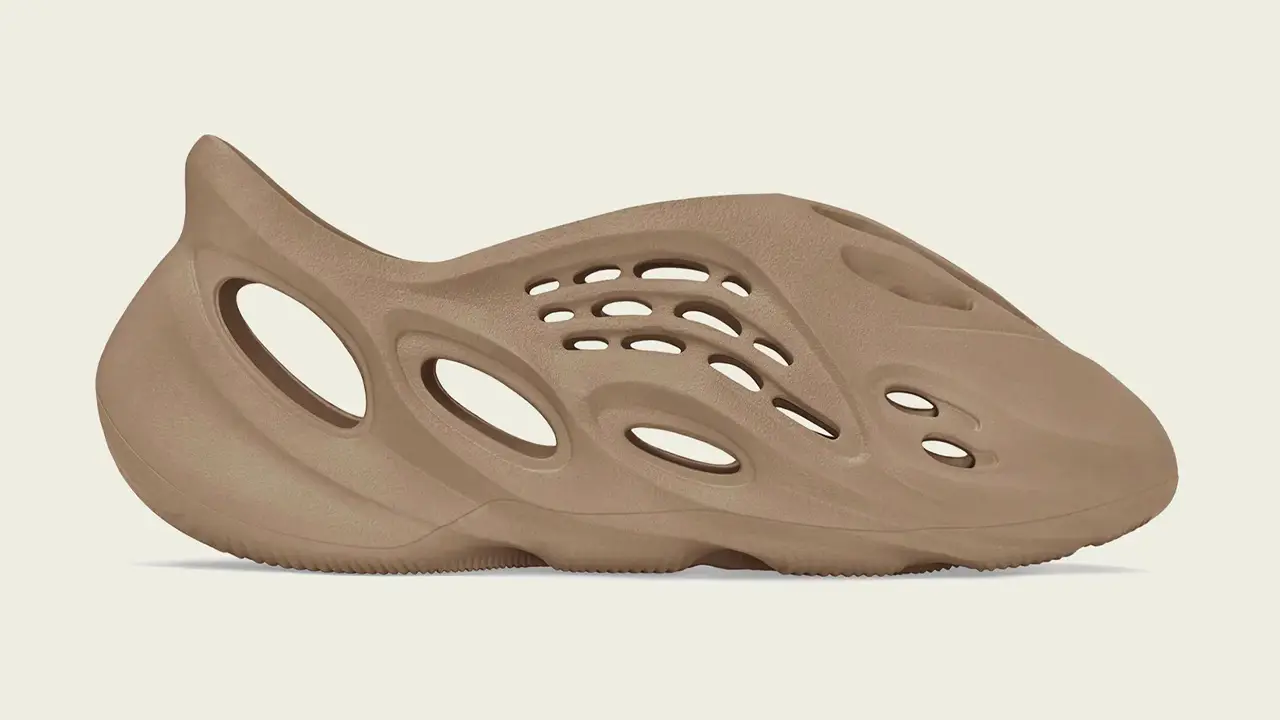 Here's Your Best Chance to Cop the Yeezy Foam Runner "Mist" & "Stone ...
