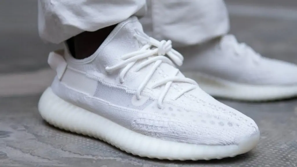 How To Cop The Yeezy Boost 350 V2 "Yecheil" | The Sole Supplier