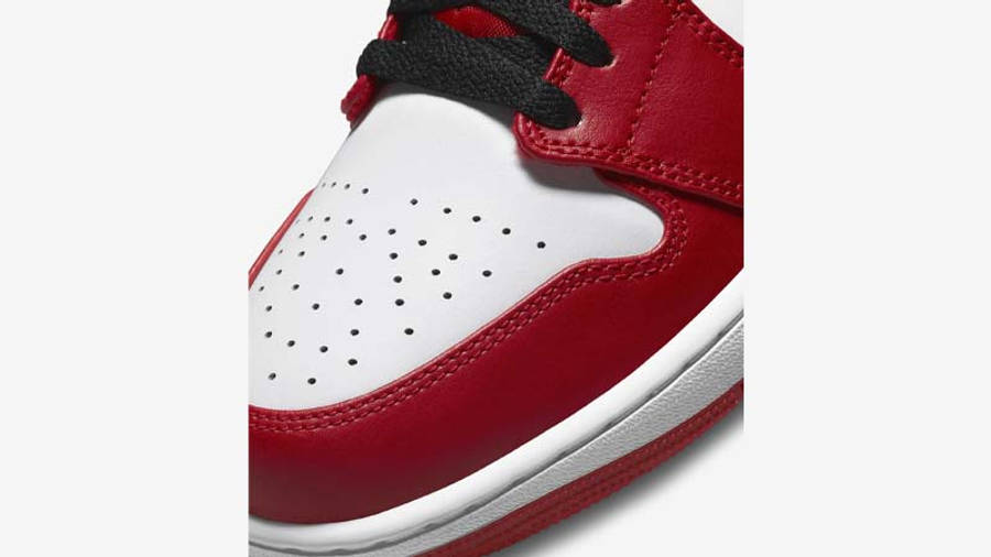 Air Jordan 1 Low Bulls | Where To Buy | 553558-163 | The Sole Supplier