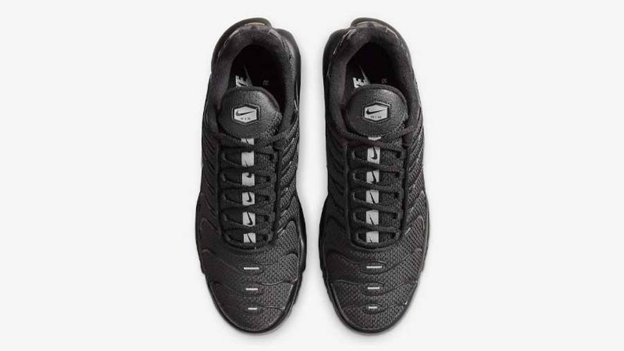 Nike TN Air Max Plus Mini Swoosh Black Silver | Where To Buy | DX8971 ...