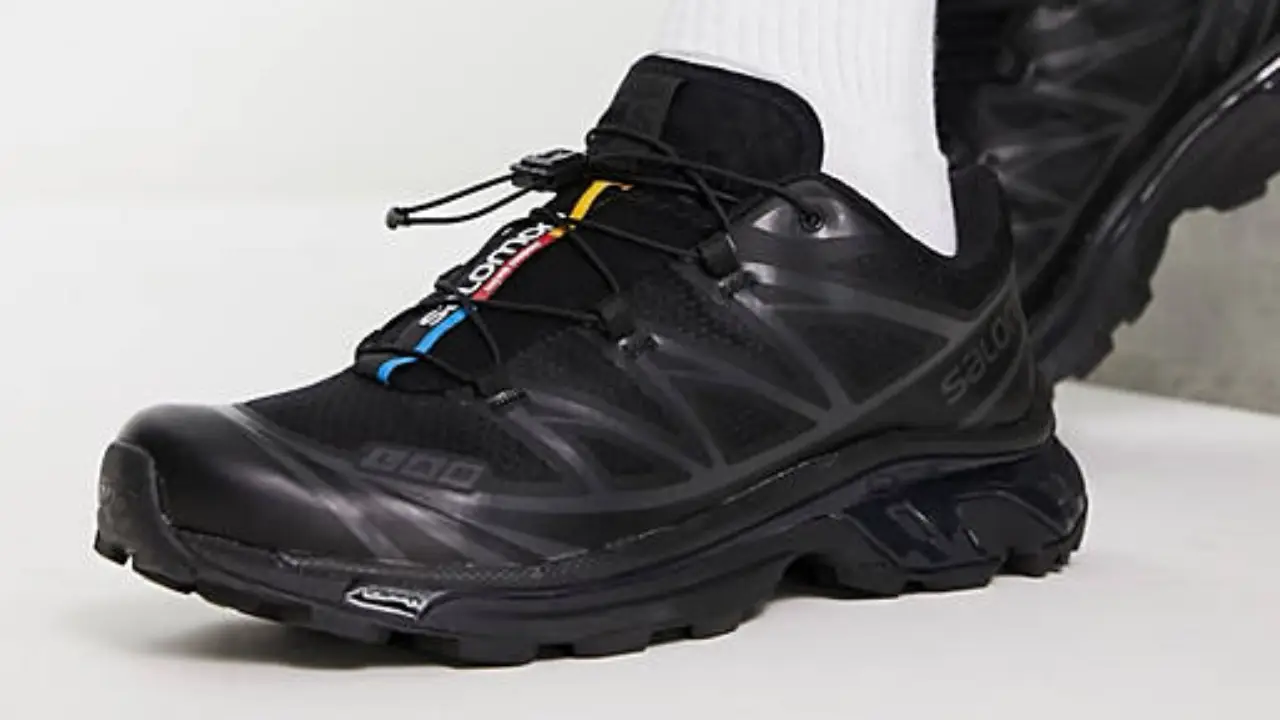 Let the Silhouettes Do the Talking: Why Triple Black is Always a Winner