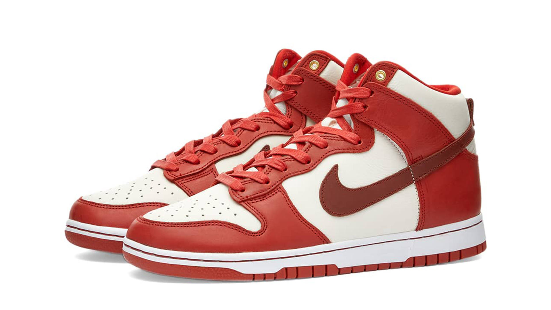 Up Your Gifting Game With These In-Stock Dunks and Jordans
