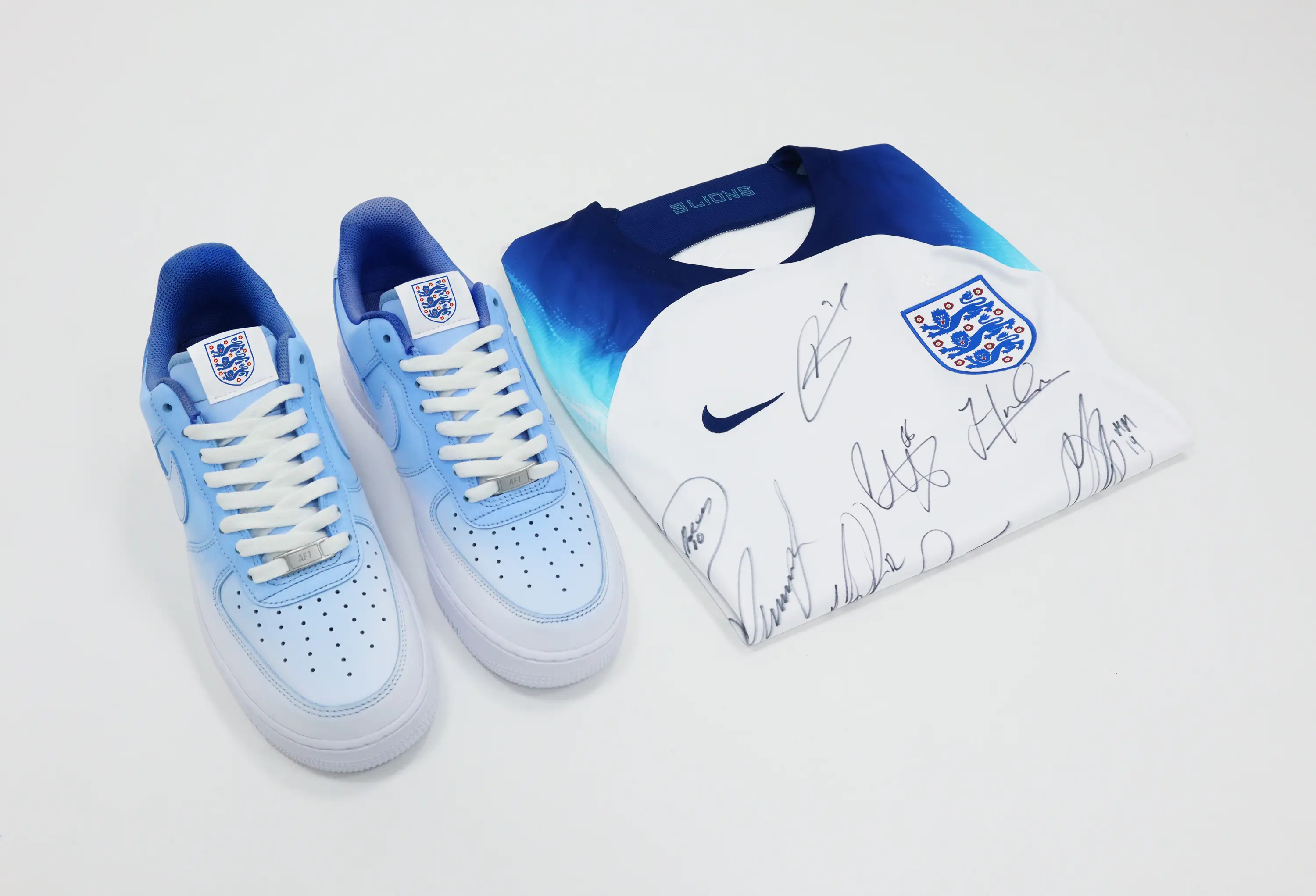 Three Lions On Their Kicks: A Look at the England Team’s Exclusive ...