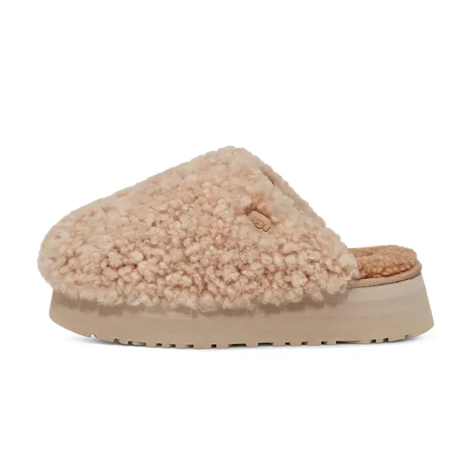 UGG Maxi Curly Platform Slipper Sand | Where To Buy | 1133171-SAN | The ...