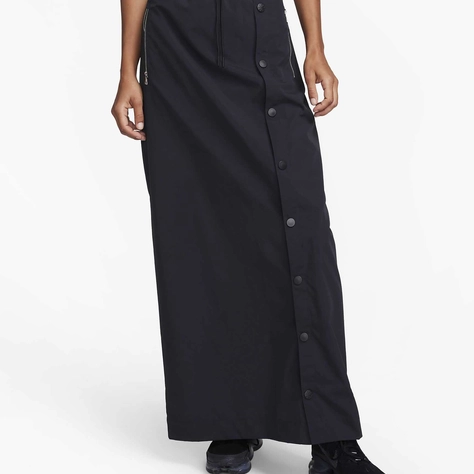 Nike Sportswear Cropped Trousers | Where To Buy | DO6329-010 | The Sole ...