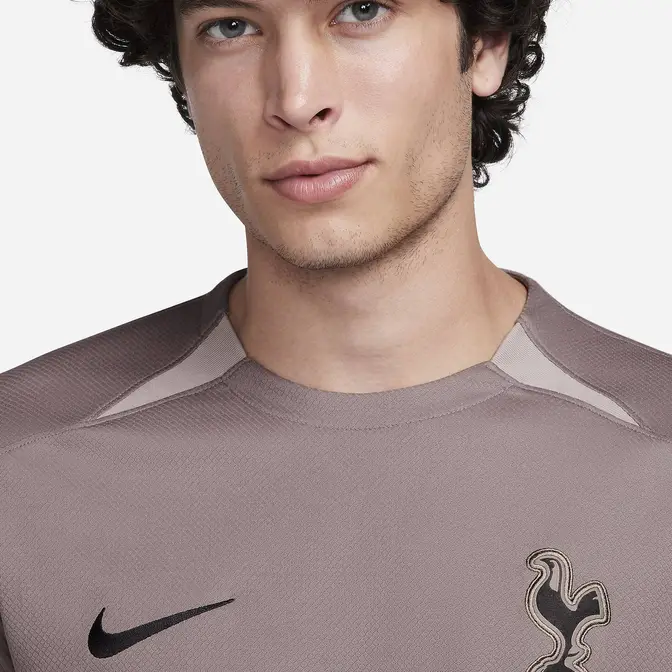 Nike Tottenham Hotspur 2023/24 Stadium Third Dri-FIT Football Shirt | Where To Buy | DX9826-210