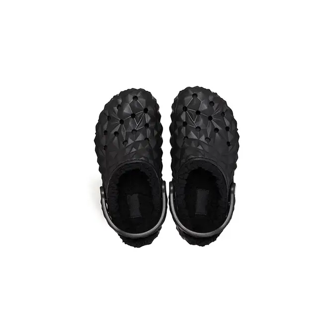 Crocs Classic Clog Lined Geometric Black | Where To Buy | 210069-001 ...