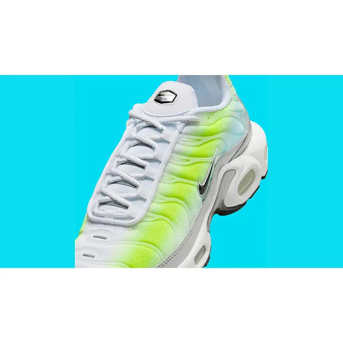 Nike TN Air Max Plus Silver Neon | Where To Buy | HJ9574-100 | The Sole ...