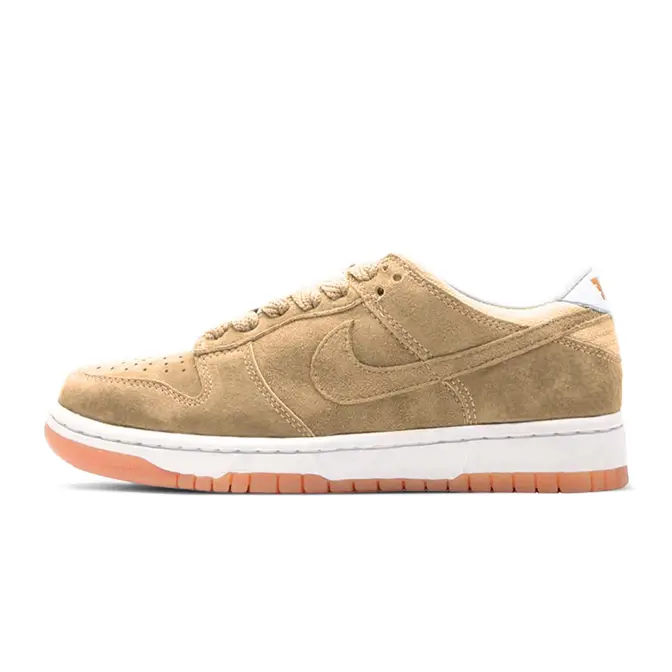 Nike SB Dunk Low Pro OG Premium Parachute Beige | HJ0367-200 | The Sole ...