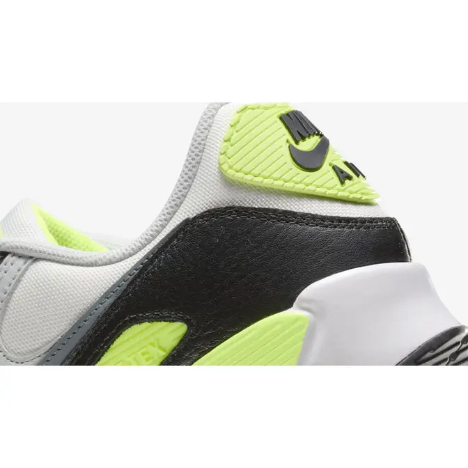 Nike Air Max 90 Gore-Tex Volt | FD5810-102 | The Sole Supplier