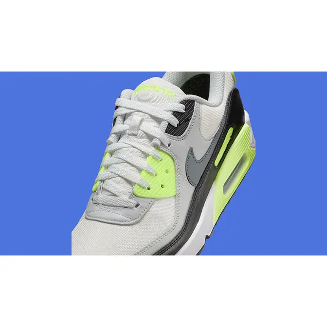 Nike Air Max 90 Gore-Tex Volt | FD5810-102 | The Sole Supplier