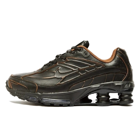 Nike Shox Trainers | The Sole Supplier