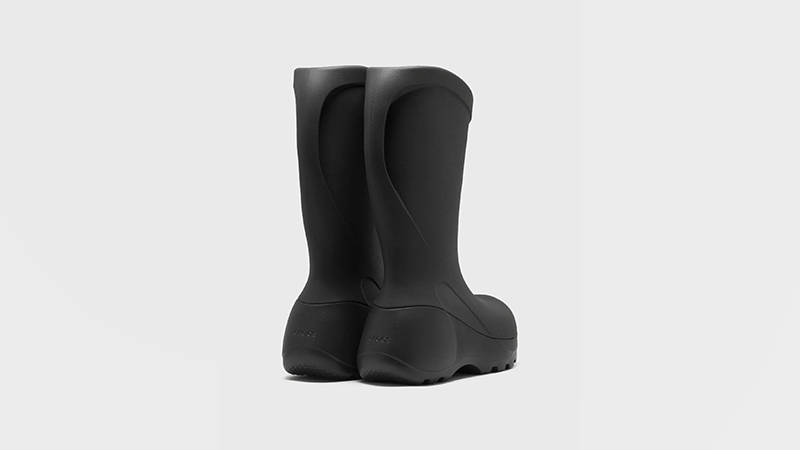 Crocs Hydra Boot Black Sand | 210316-0LD | The Sole Supplier