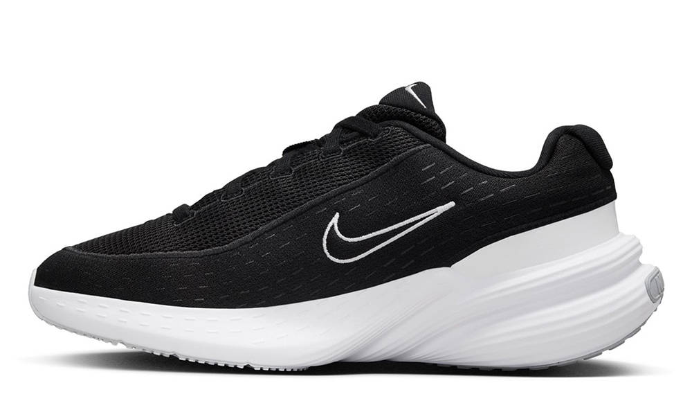 Nike Uplift SC Black White | IB2765-002 | The Sole Supplier