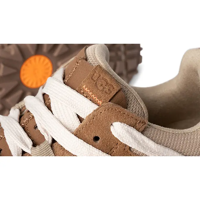 UGG Retrofi Low Chestnut | 1167491-CHE | The Sole Supplier