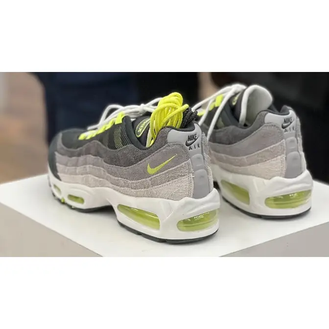 Nike Air Max 95 OG Big Bubble Reverse Neon | Where To Buy | The Sole ...