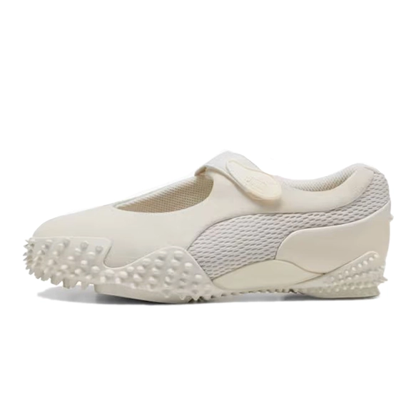 PUMA Mostro Trainers & Sneakers