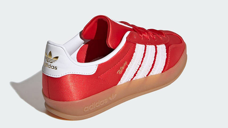 Disney x adidas Gazelle Indoor GS Alice In Wonderland | IH1761 | The ...